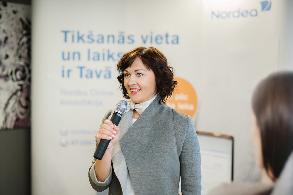 Bankas konsultācijas attālināti saņem jau katrs trešais klients