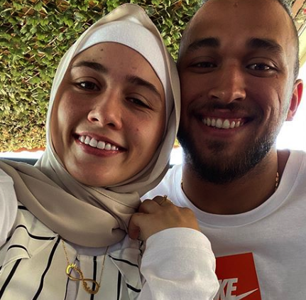 Oficiāli musulmaniete: Rebeka Ibrahima tikusi pie jauna vārda