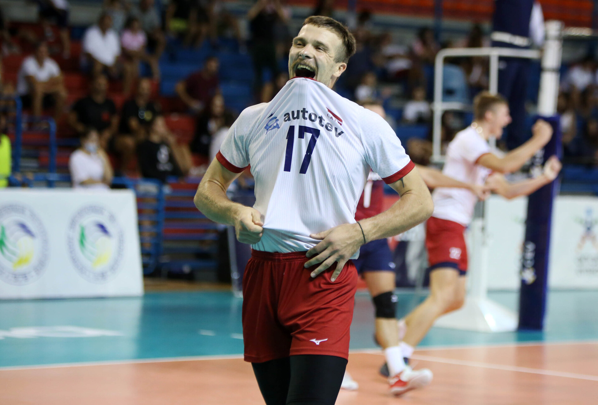 Gada labākais Latvijas volejbolists Atvars Ozoliņš par izmukšanu no ...