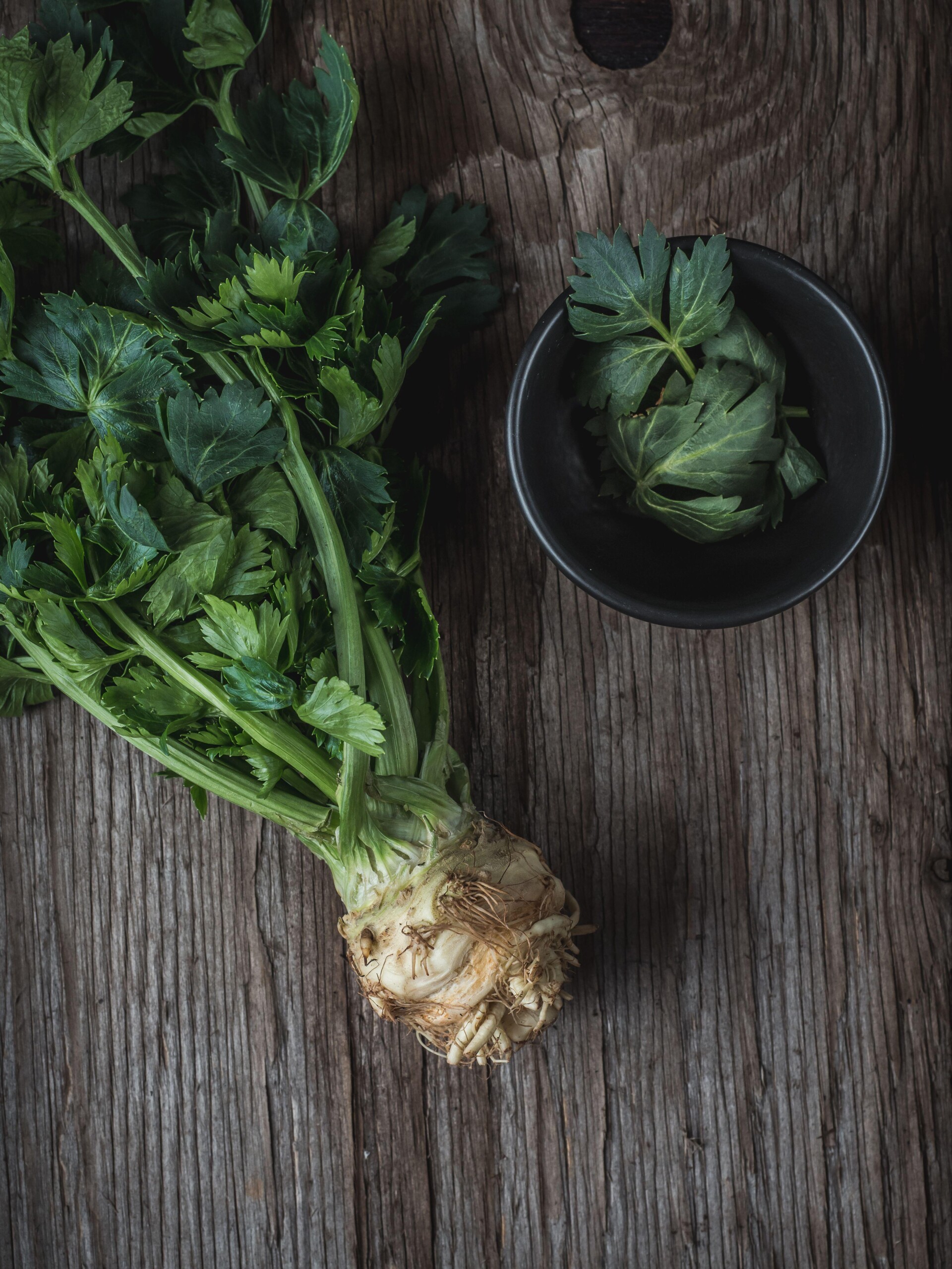 Sakņu selerija - īsts ziemas dārgums. Ko gardu no tās pagatavot?