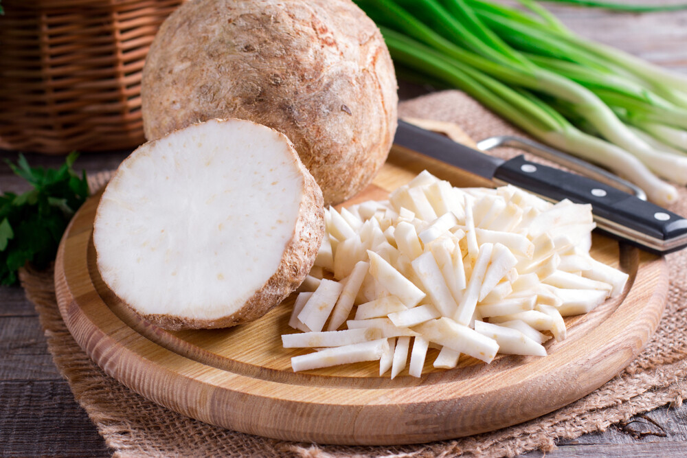 Sakņu selerija - īsts ziemas dārgums. Ko gardu no tās pagatavot?