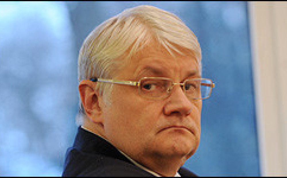 Mozgis domās par atteikšanos no Triju Zvaigžņu ordeņa | Jauns.lv