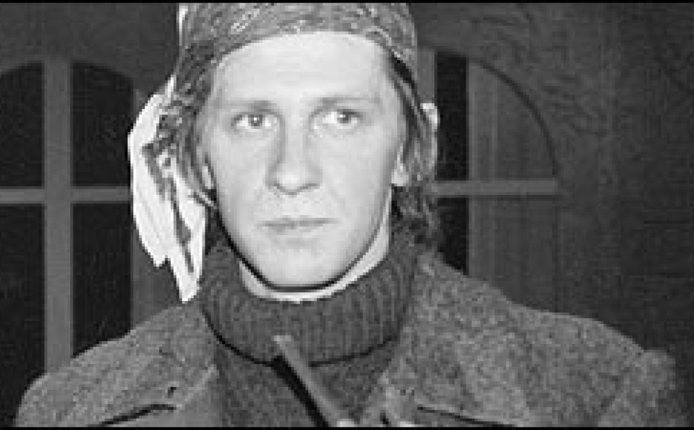 Trūkumā un vientulībā 45 gadu vecumā miris aktieris Juris Rudzītis