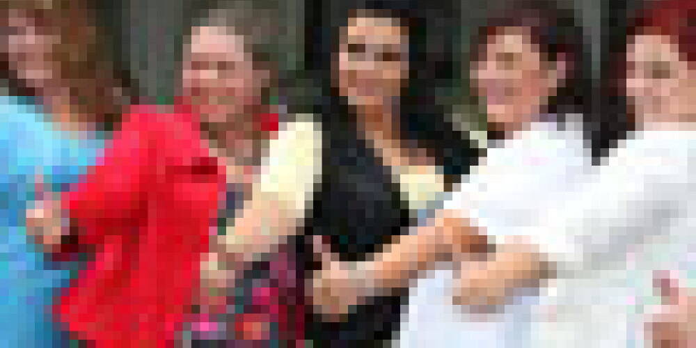 Zināmas resnīšu skaistumkonkursa „Mis Pilnība” finālistes. FOTO