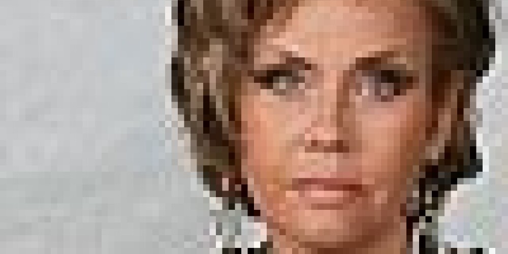 Inta Fogele nokritusi pa trepēm un sadragājusi potīti