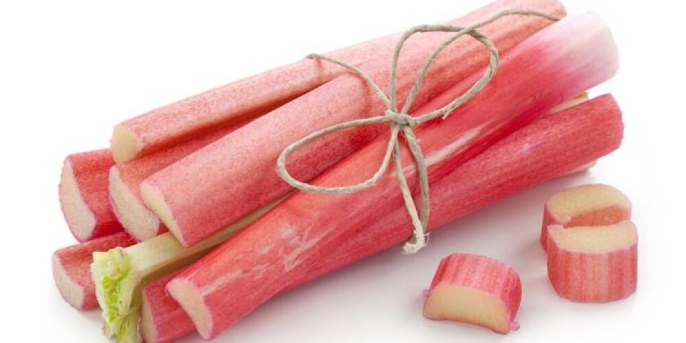 Rabarberu receptes. Saldajā, sāļajā, uzkodās...