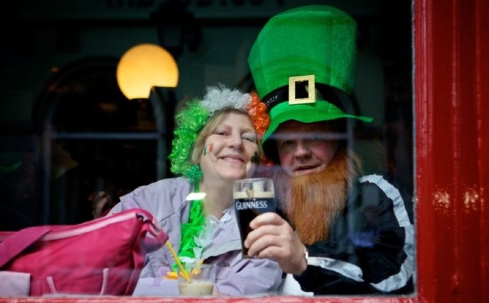 Rīgā sola vērienīgi atzīmēt Īrijas nacionālos svētkus - Svētā Patrika ...