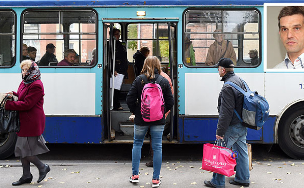 Trolejbusā smird? Maksā un cieties - rīdziniekam Jānim šāds serviss nav ...