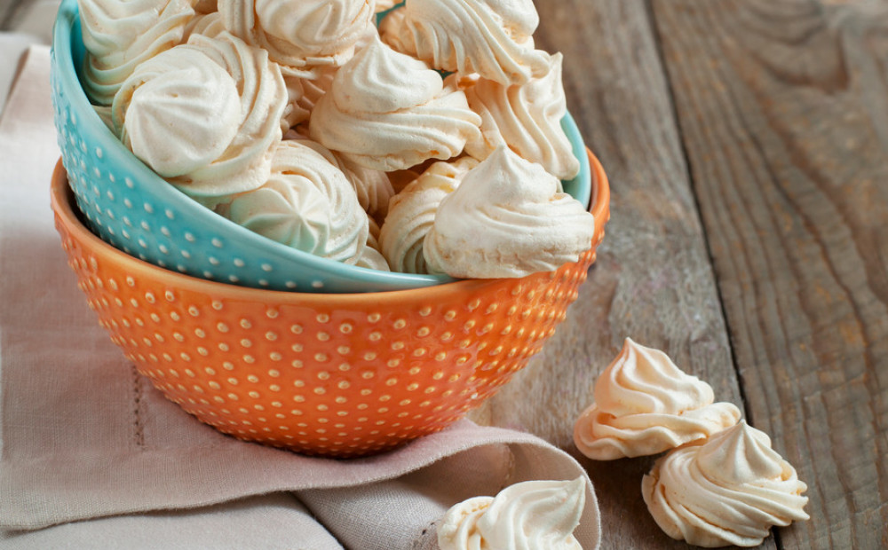 Kā izcept ideālus bezē cepumus?