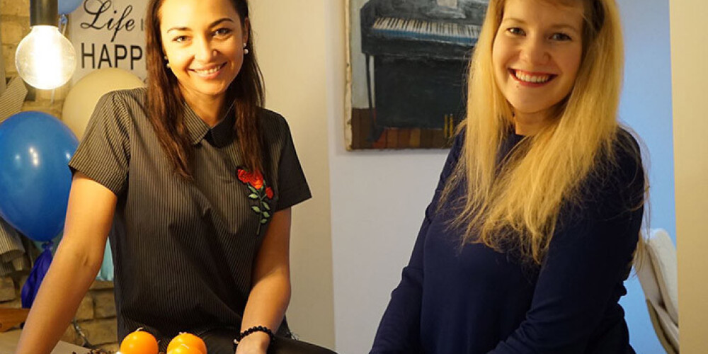 Dziedātāja Marta Ritova gaida otru bērniņu. FOTO. VIDEO