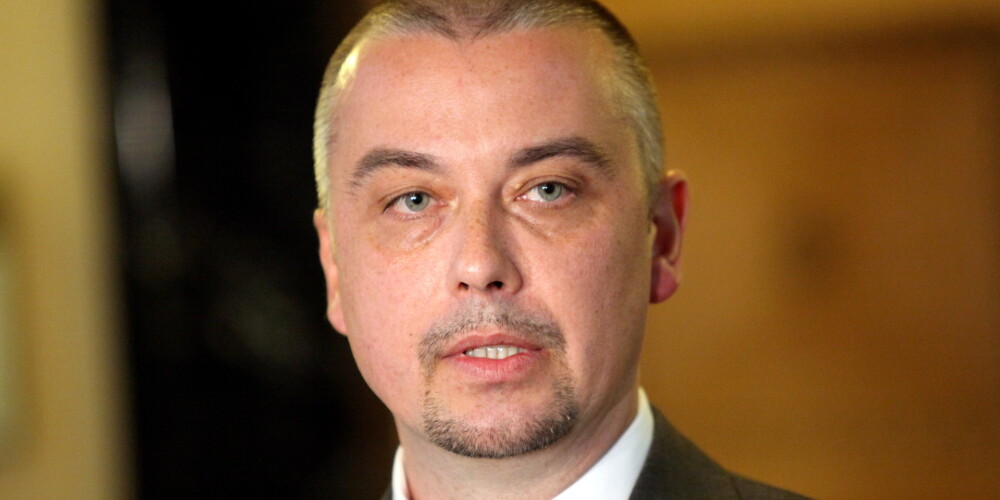 Jēkabs Straume lūgs palielināt KNAB darbinieku algas