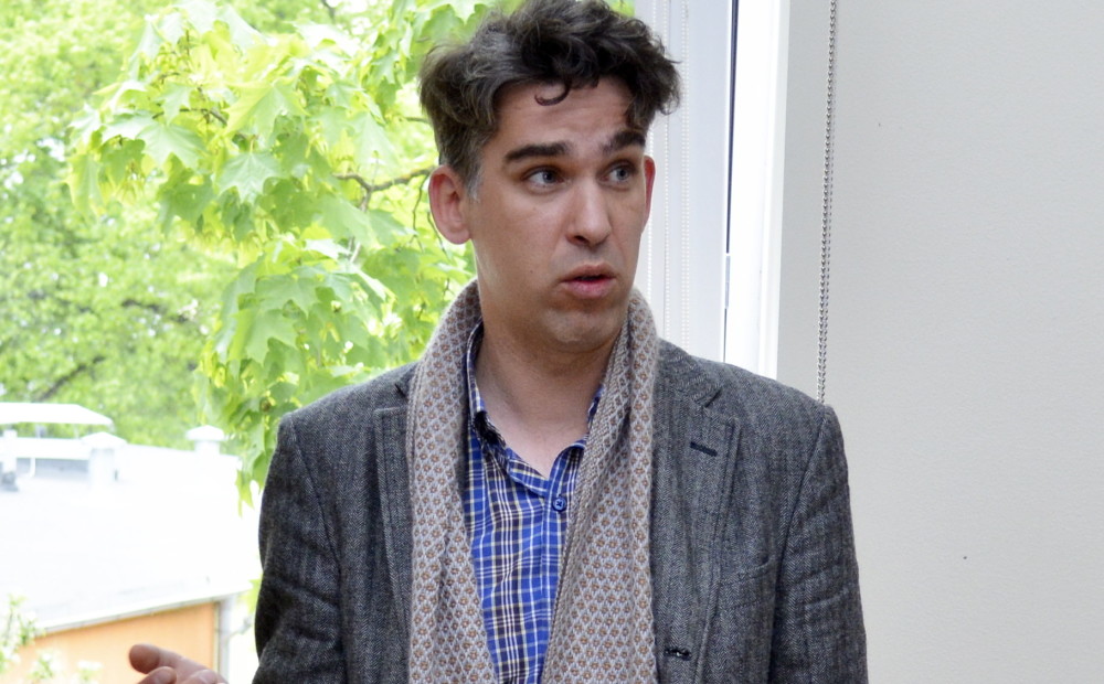 Pavārs Sirmais tviterī "cepas" par Viesnīcu un restorānu asociāciju