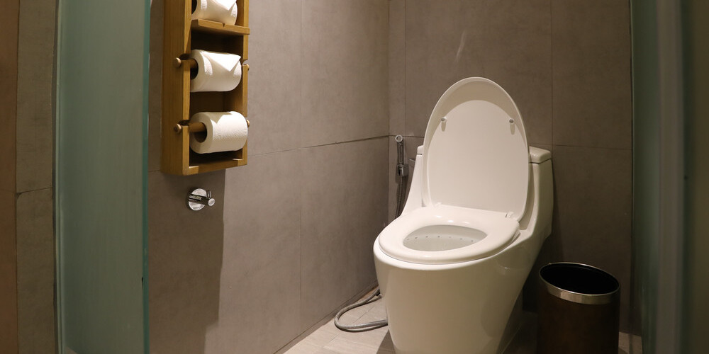 Tā nav miskaste: 4 lietas, kuras nedrīkst mest tualetes podā