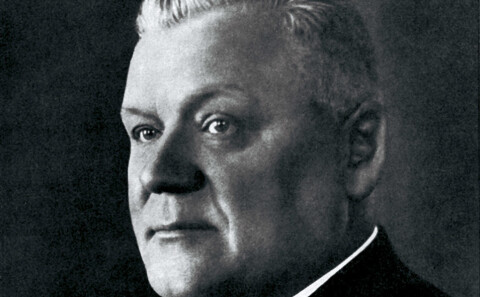 Šis vīrs bija precējies ar Latviju. Atklāti par leģendāro Kārli Ulmani