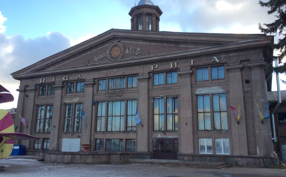 Spilves lidosta nīkuļo un pārvērtusies par bēdu ieleju | Jauns.lv