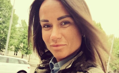 Aleksandra Kurusova atkal brīva meitene - Jauns.lv