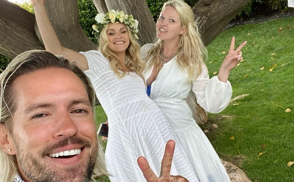 Markus Riva un Ella Amerikā sveic modeli Gintu Lapiņu bērna gaidīšanas ...