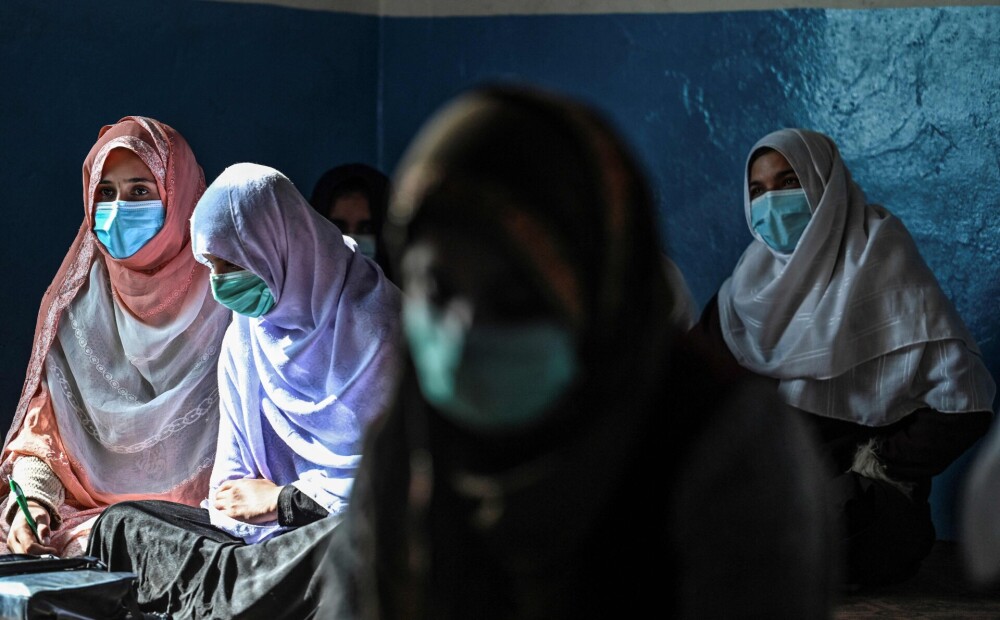 Talibi aizliedz sievietēm garākos braucienos doties bez pavadoša ...