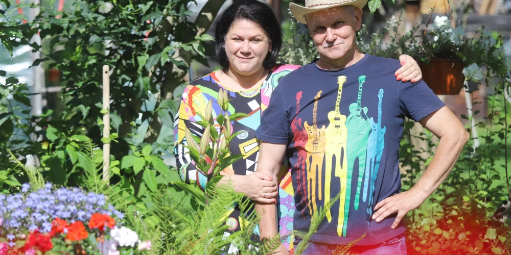 FOTO: kā Saulkrastos ģimenes ligzdiņu iekārtojis "Duets Sandra" līderis ...