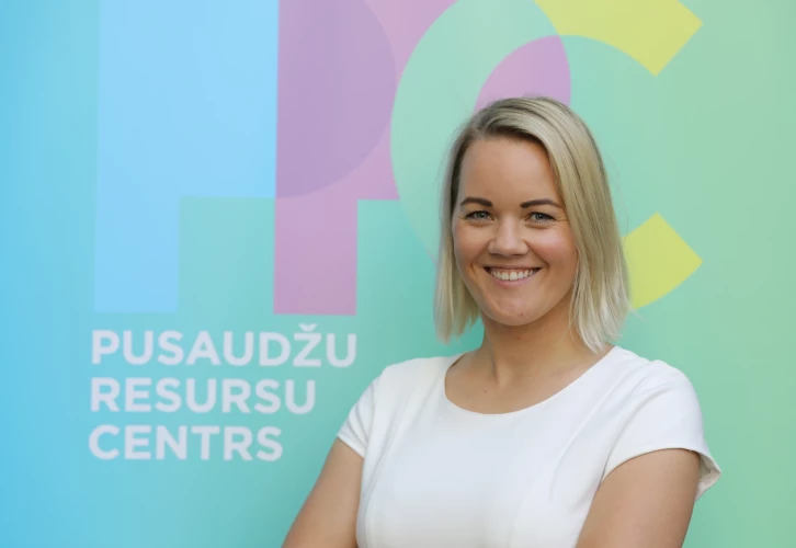 Grūts laiks pusaudžu vecākiem: mīļumiņš sāk runāt pretī un aizcērt ...