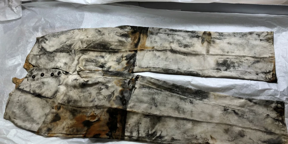 "Kā pirmais karogs uz Mēness". 165 gadus veci džinsi pārdoti par 114 ...