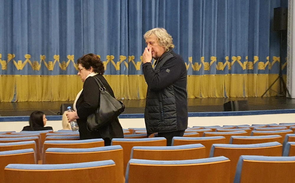 Zigmars Liepiņš un Mirdza Zīvere novērtē vedeklas talantu. "Es ļoti ...