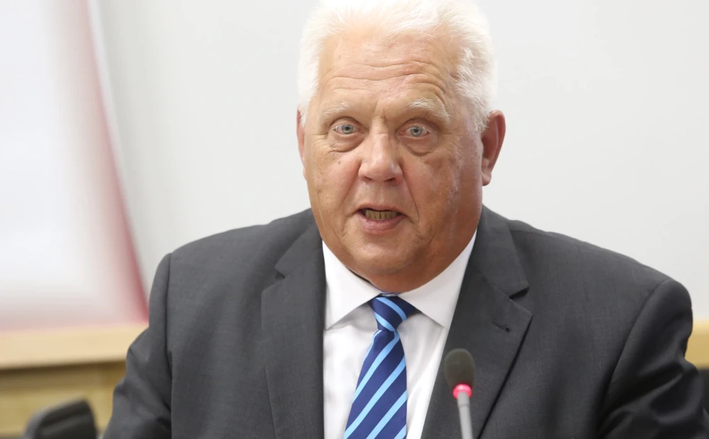 Andris Bērziņš: kāpēc atpaliekam no kaimiņvalstīm arī "Rail Baltica ...