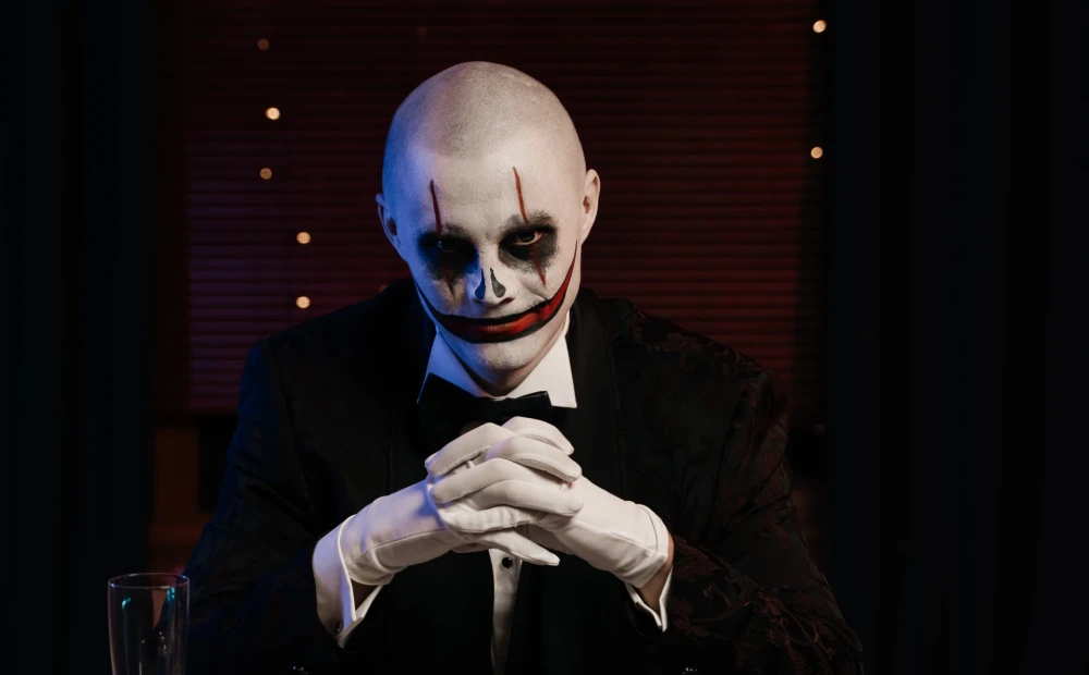 Slepkavība Kandavā. Pašmāju kriminālseriāla "Nelūgtie viesi" recenzija