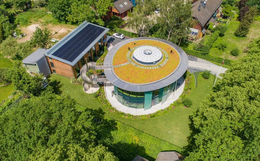 Ola Foundation ēku komplekss - Foto