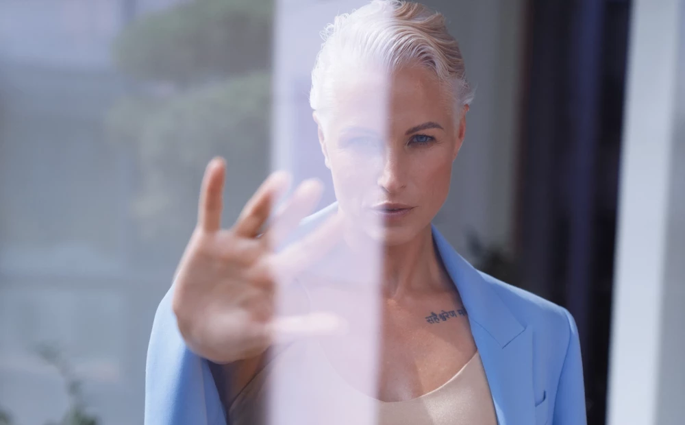 Dārgākā fotogrāfe Latvijā Liāna Brūvere jeb Koshumm: "Caur šo darbu es ...