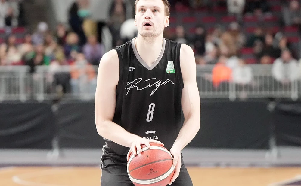 Basketbolists Anrijs Miška pamet Latviju un karjeru turpinās Itālijā