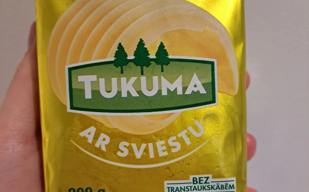 Reaģējot uz pircējas sašutumu, "Tukuma piens" iesaka produktu “ar ...