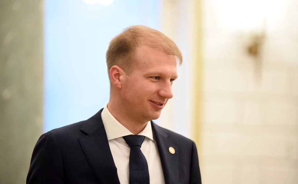 Melnis starp pirmajiem uzdevumiem amatā izvirzījis elektroenerģijas ...