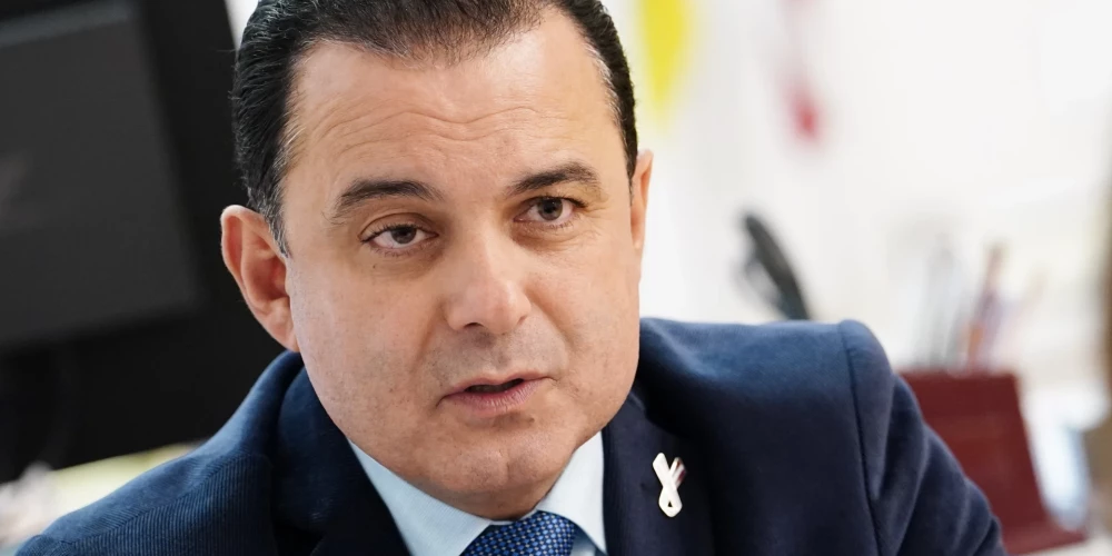 Neredzu iespēju, ka ģimenes ārsti varētu strādāt vien četras dienas nedēļā, norāda veselības ...