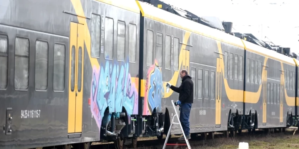 "Pasažieru vilciens" pastiprinās vilcienu apsardzi Vagonu parkā