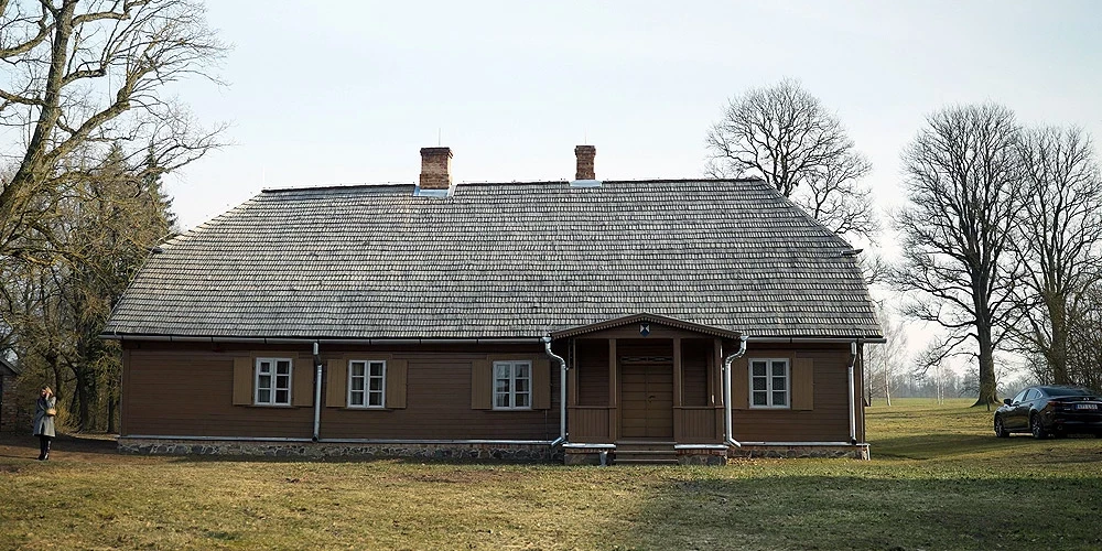 Video: Vilim Plūdonim 150! Apmeklētājus gaida atjaunotās rakstnieka ...