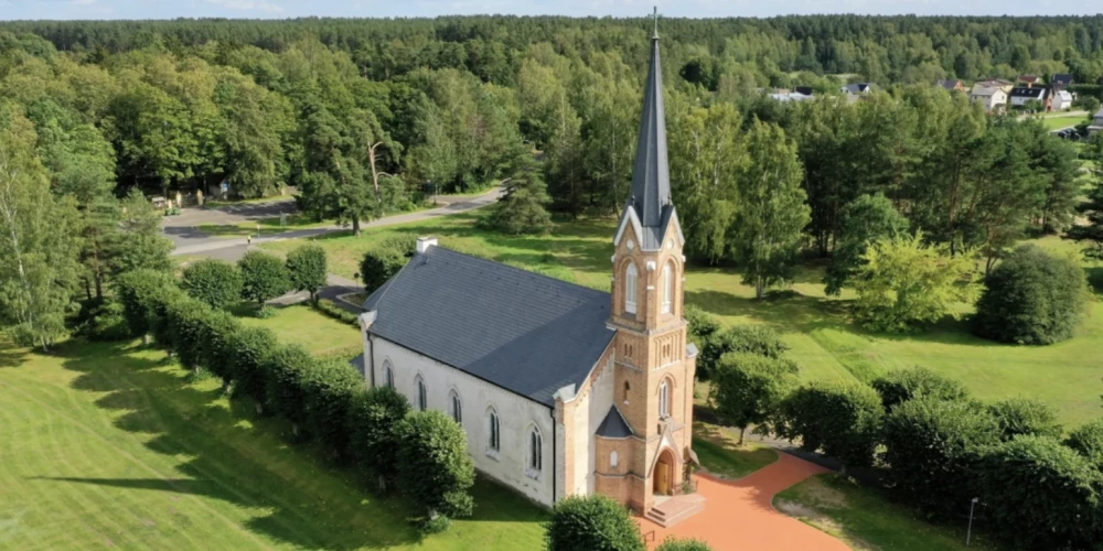 Leģendāra Latvijas baznīca svin 150 gadu jubileju