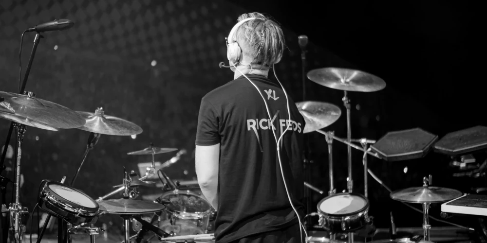 Bundzinieks Rick Feds paziņo, ka pamet "Jumpravu". "Negribu cilāt ...