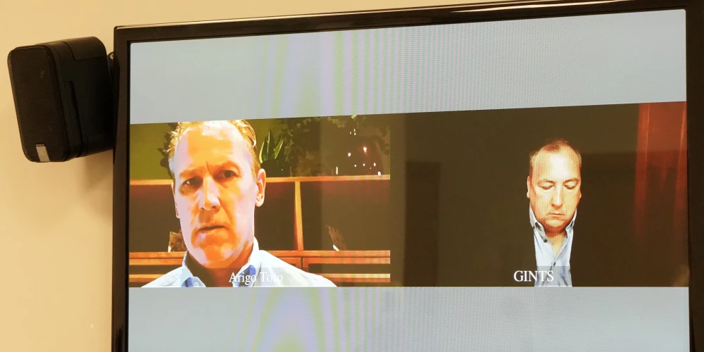 FOTO: Aldi Gobzemu, kurš mainījis vārdu uz Arigo Toro, tiesā par ...