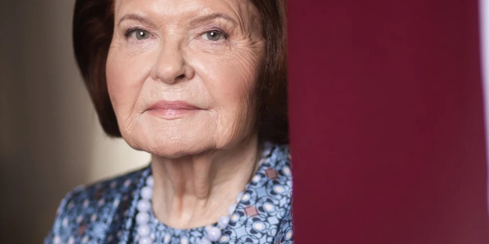 Vaira Vīķe-Freiberga: "Filma par TTT ir lieliska dāvana Latvijai ...