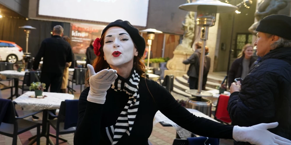 “Splendid Garden” atklāj vasaras sezonu ar franču kino un Brižitu Bardo