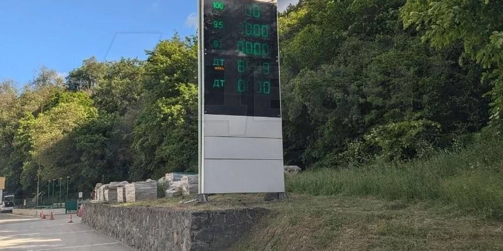 Marodierisms degvielas deficīta apstākļos: krievu iebrucēji okupētajās ...