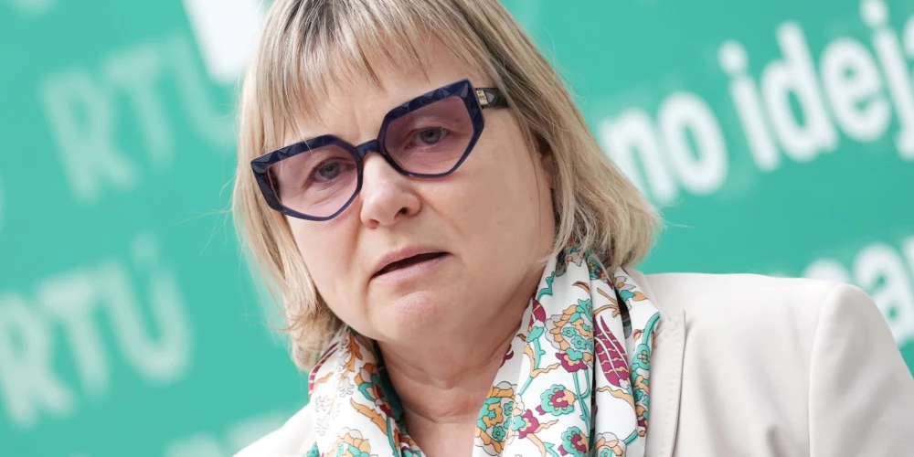 Deputāte Simanovska pērn deklarējusi ienākumus teju 68 000 eiro apmērā
